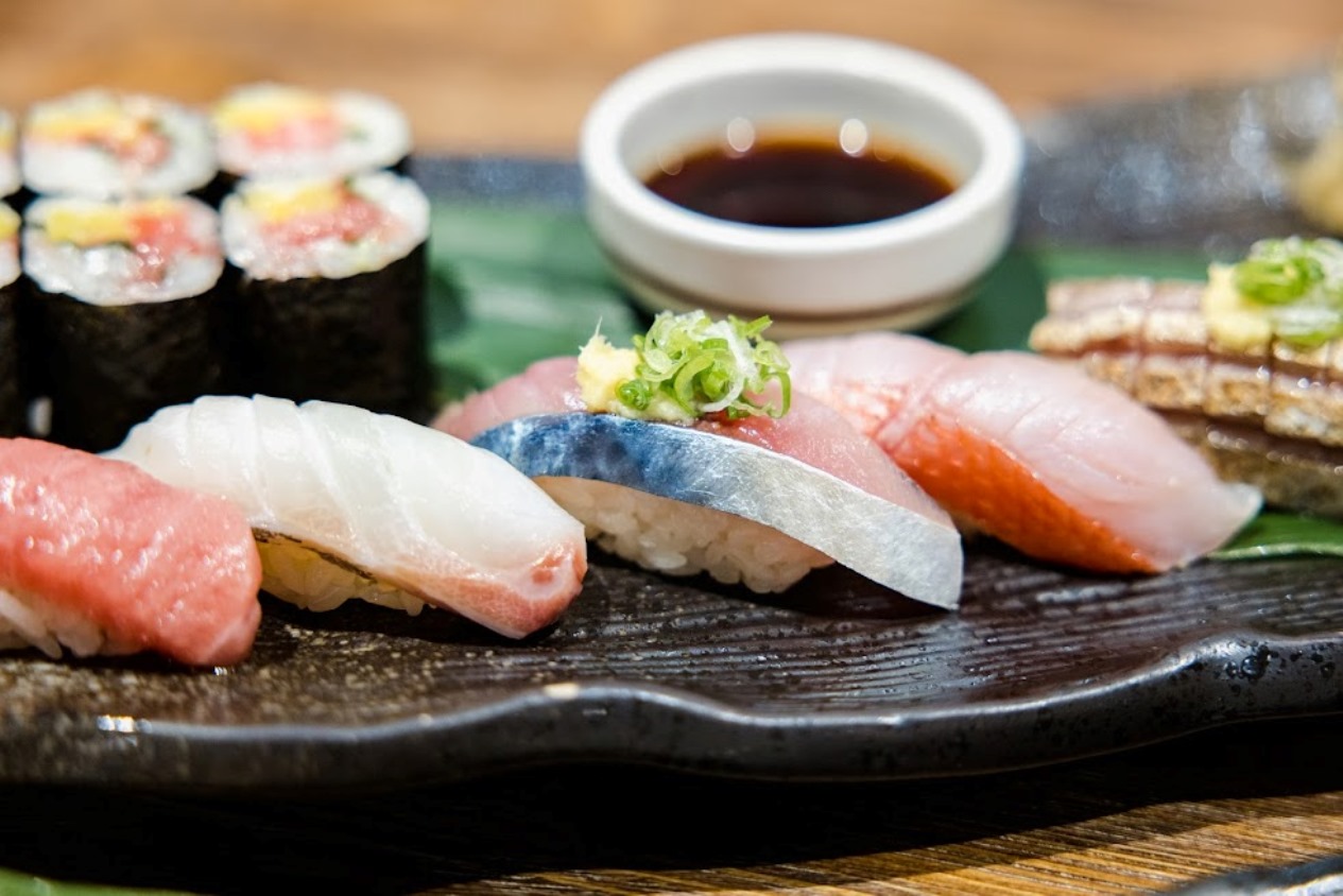 Restaurant Booking, Takeaway & Shop