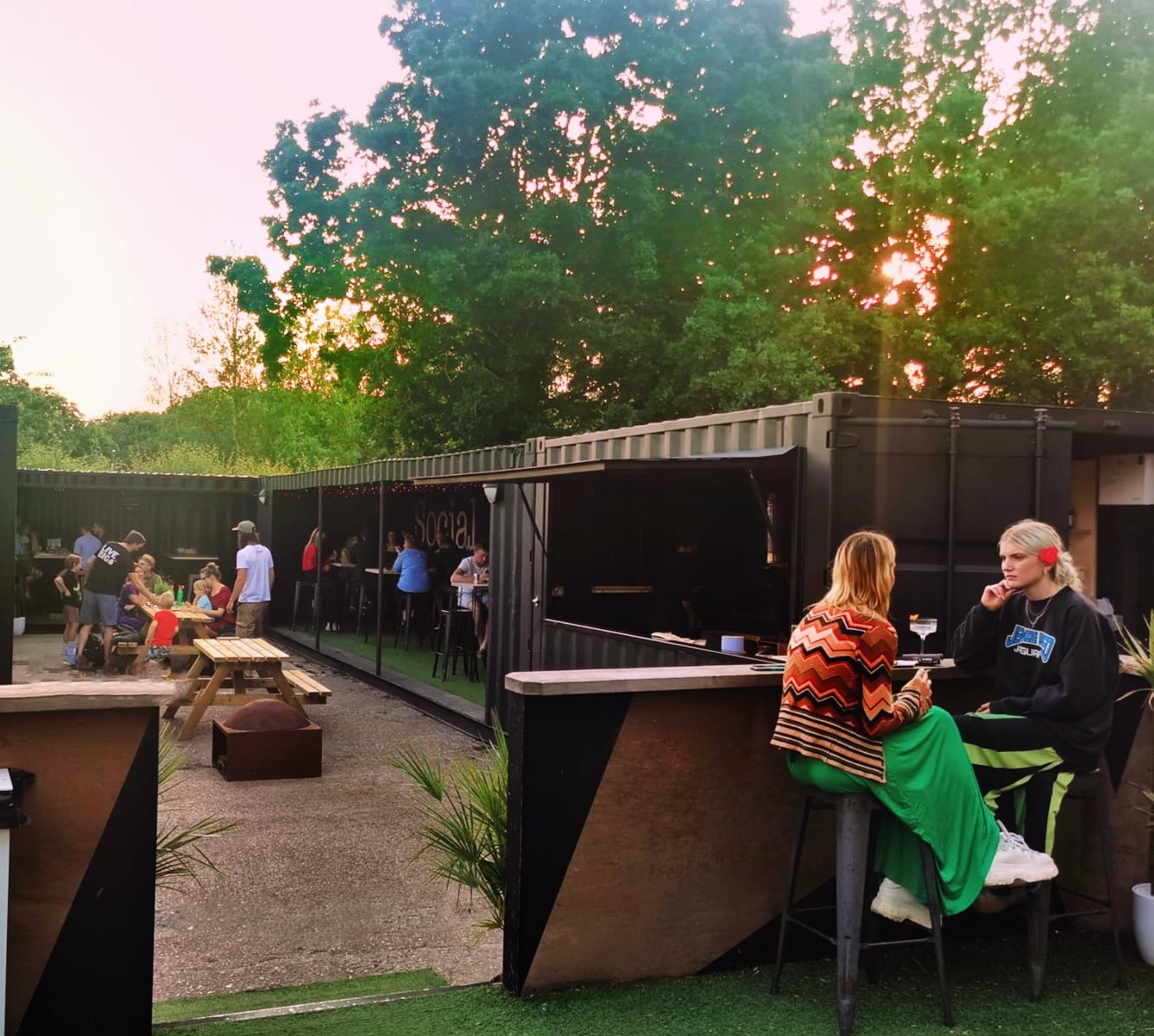 Restaurant Booking, Takeaway & Shop